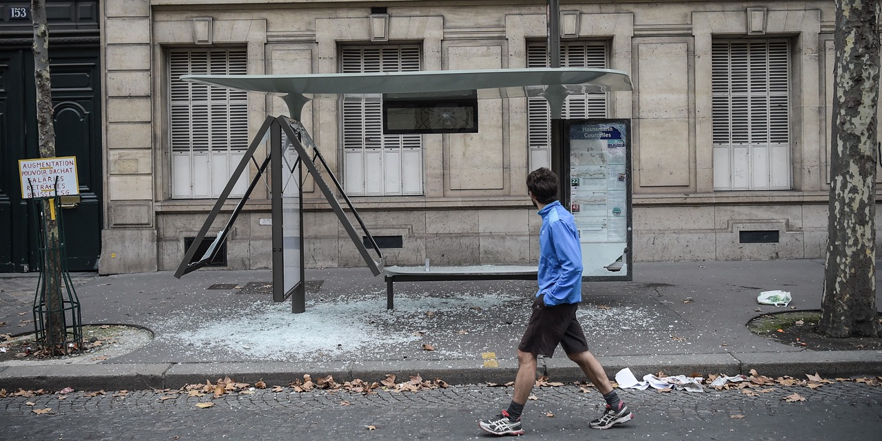 Loi Anti Casseurs Une Cinquantaine D Associations Et Syndicats
