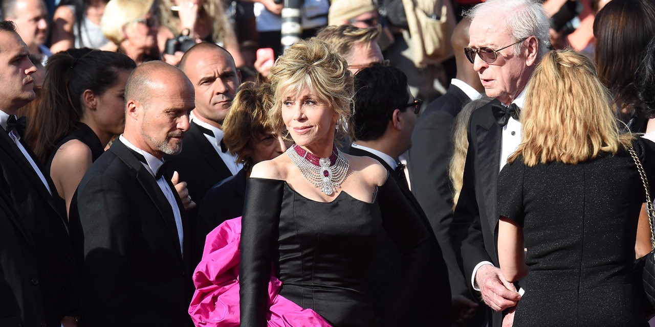 Affaire Weinstein : "grâce à Dieu, on en parle !", dit Jane Fonda