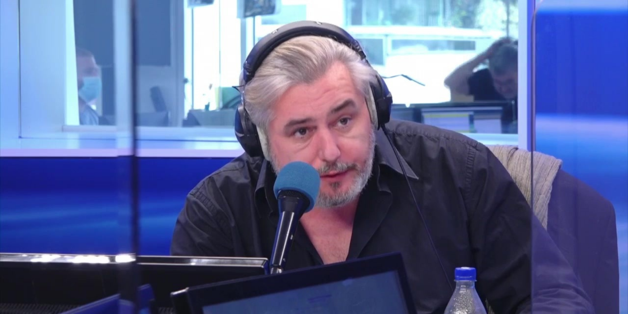 Nicolas Rey raconte son "histoire d'amour" de jeunesse avec sa professeure de philosophie