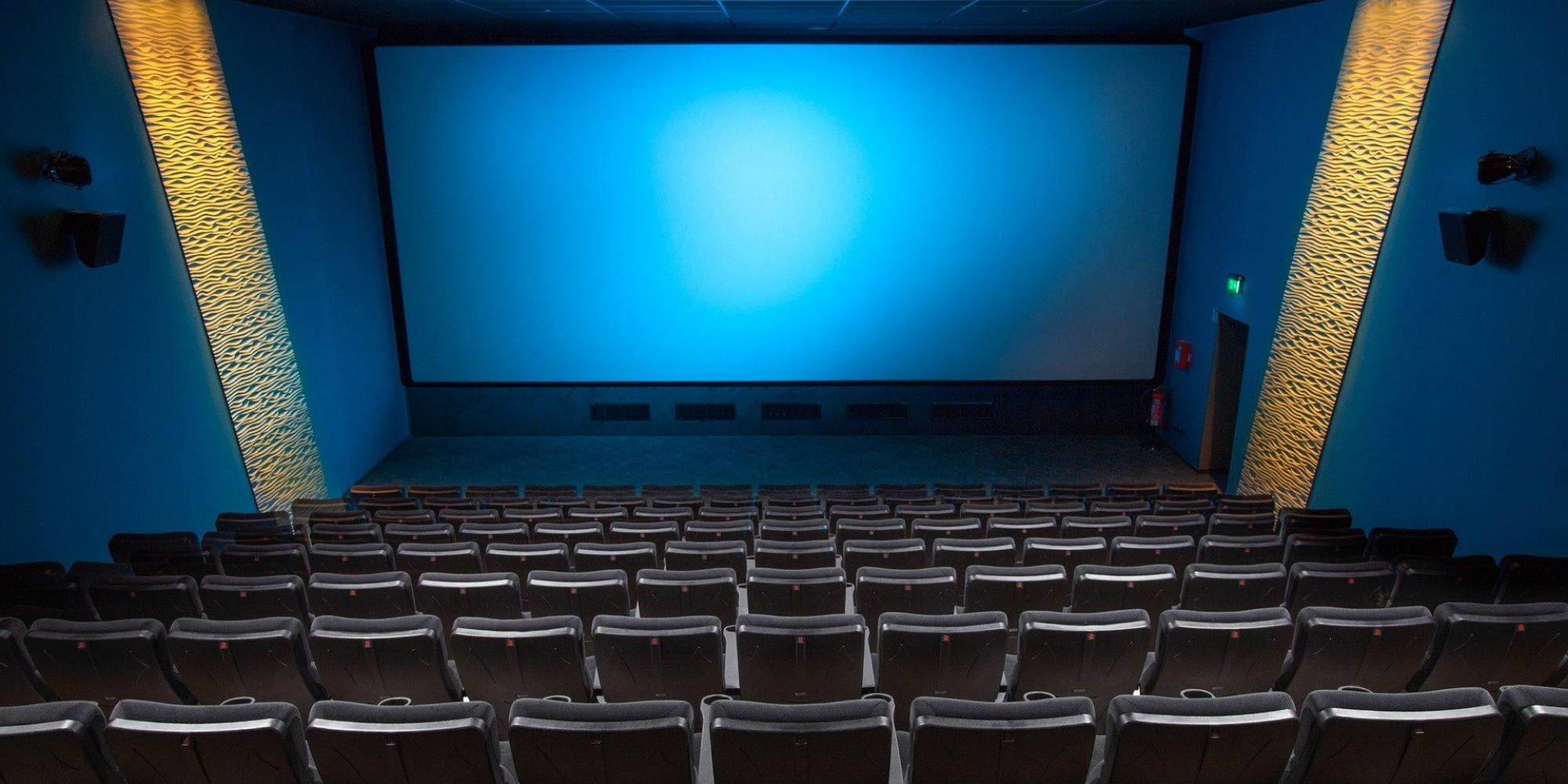 Covid-19 : les cinémas espèrent rouvrir, soirs compris, en décembre