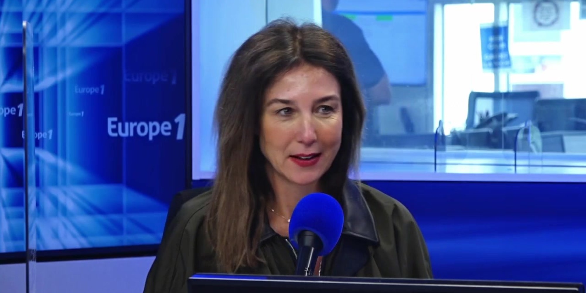 Dans "Adorables", Elsa Zylberstein incarne une "mère de 40 ans qui fait ...