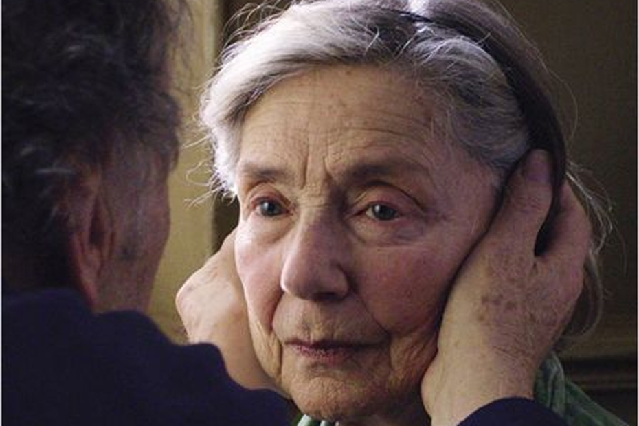 INTERVIEW E1 - Emmanuelle Riva "très heureuse"