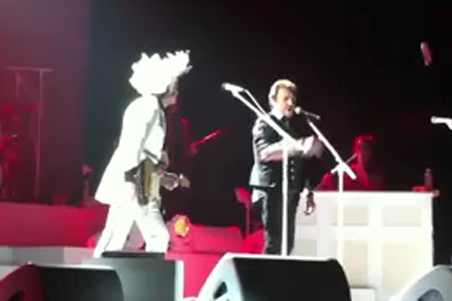 Johnny Hallyday sur scène et en forme