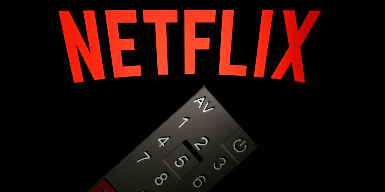 Tests, désinfection et quarantaine : les tournages des séries Netflix à ...