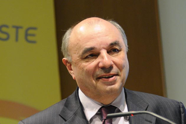 Bailly, le premier à voir son salaire baisser