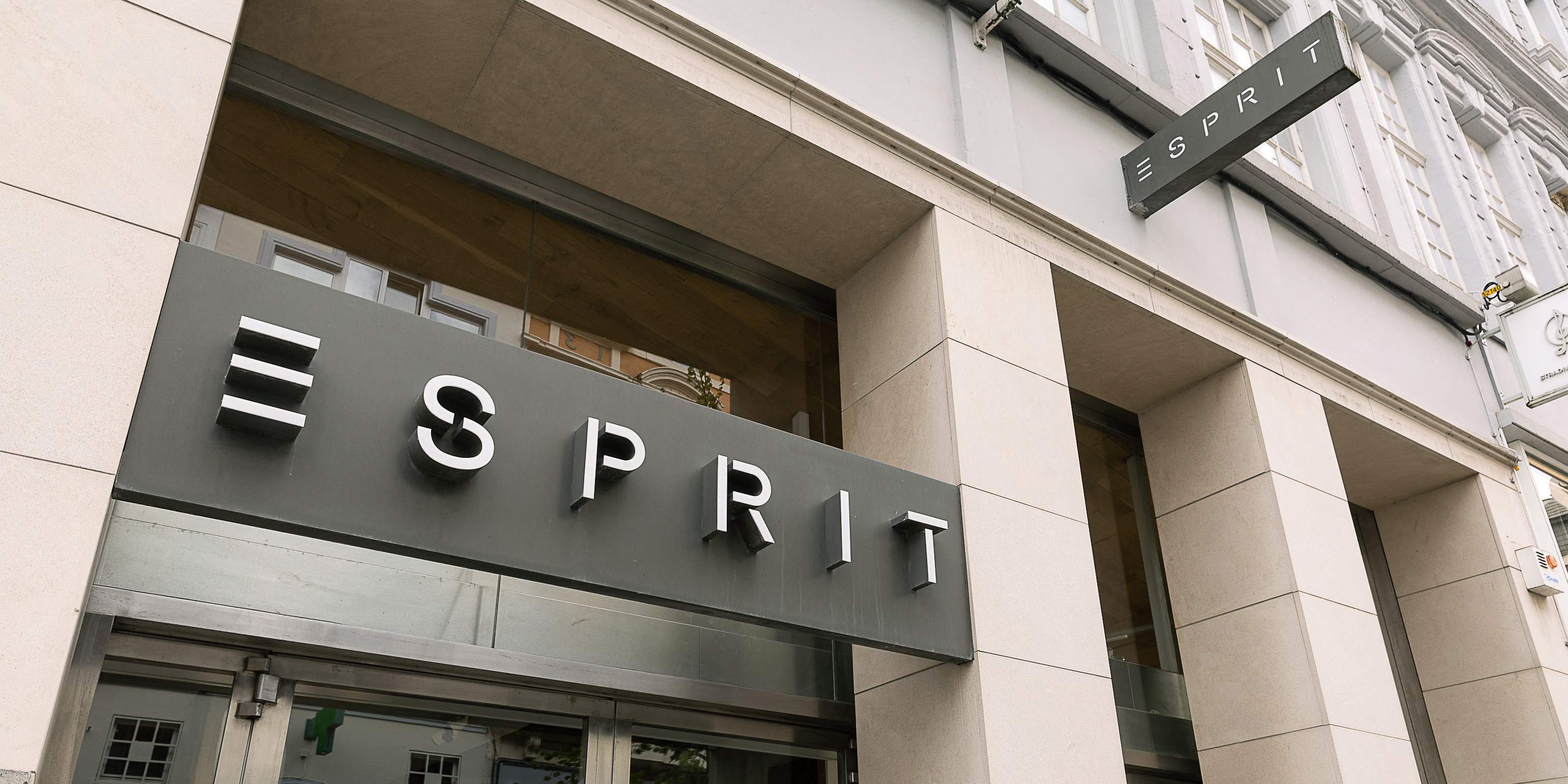 Habillement : l'enseigne de prêt-à-porter Esprit dépose le bilan en Europe