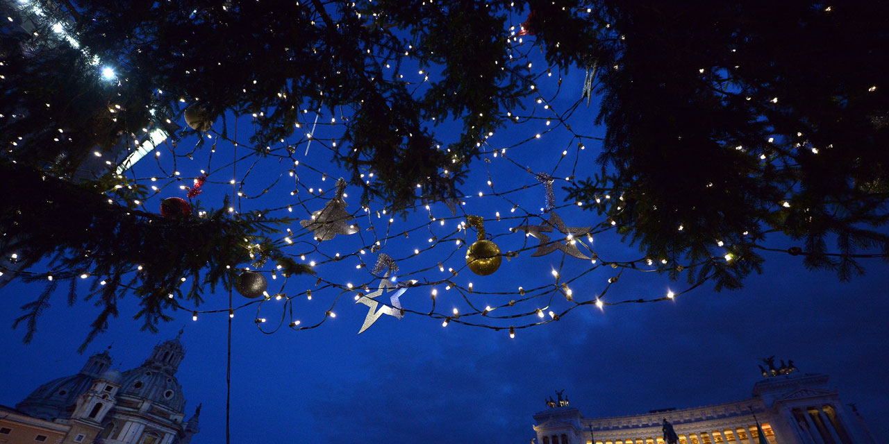 C'est Noël, embrassez-vous sous le gui