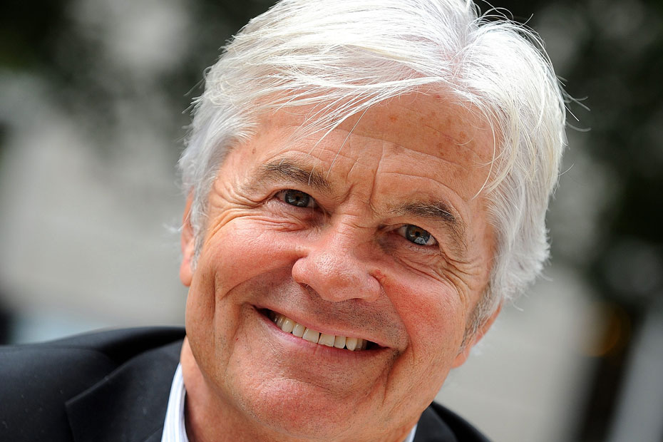 Le grand reporter se pose