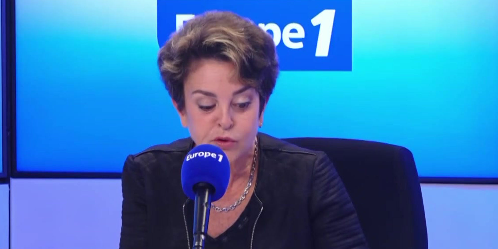 Fabien Roussel a la côte à gauche