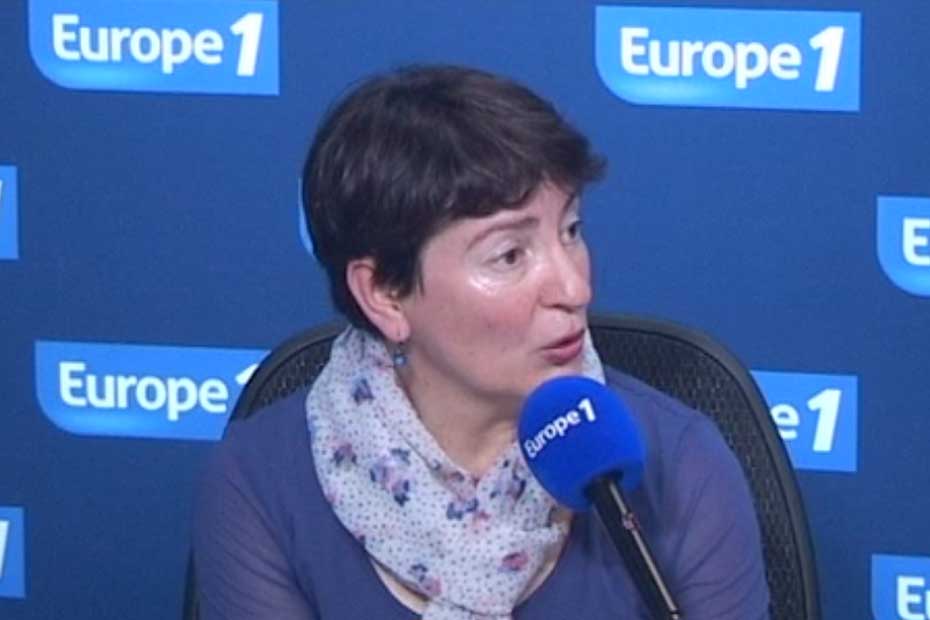 La télé grecque fermée : "un coup pour la démocratie"