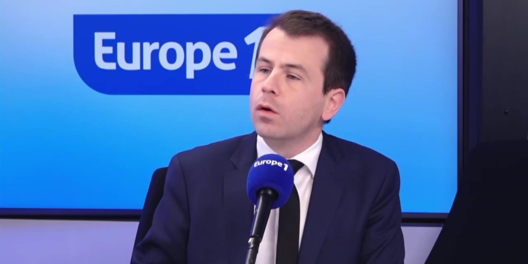 Programme du nouveau Front Populaire sur l'immigration : Nicolas ...