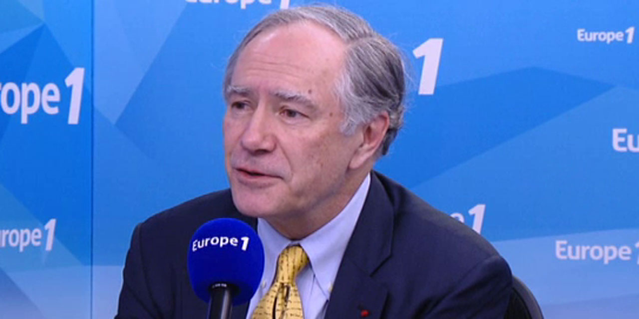 Le milliardaire Christopher Forbes répond aux questions de Jean-Pierre ... Le milliardaire Christopher Forbes répond aux questions de Jean-Pierre ...