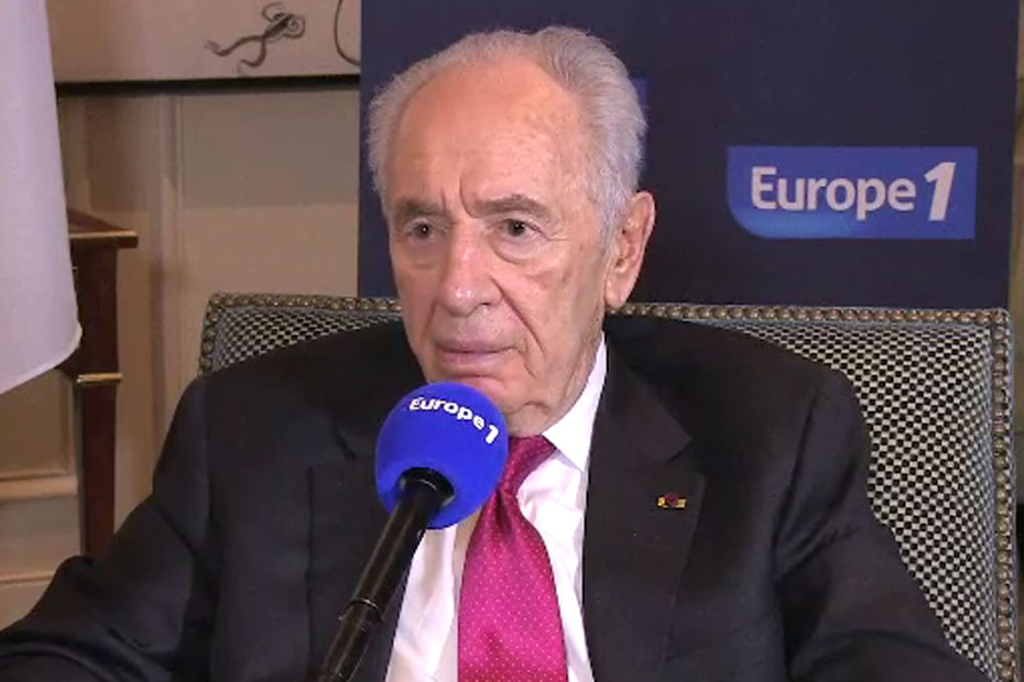 Peres : "On peut être religieux et démocratique en même temps"