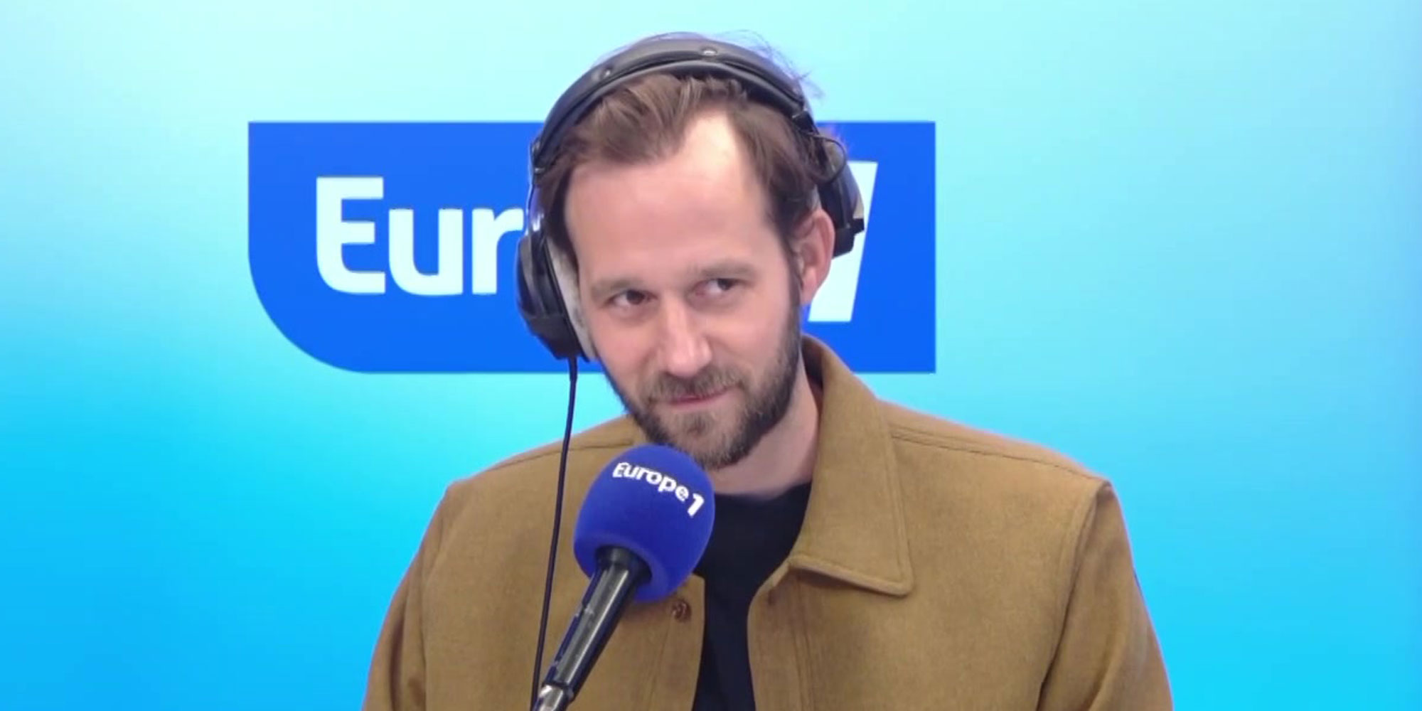 «L'Abbé Pierre, Une vie de combats» : Benjamin Lavernhe et Frédéric Tellier sont les invités de ...