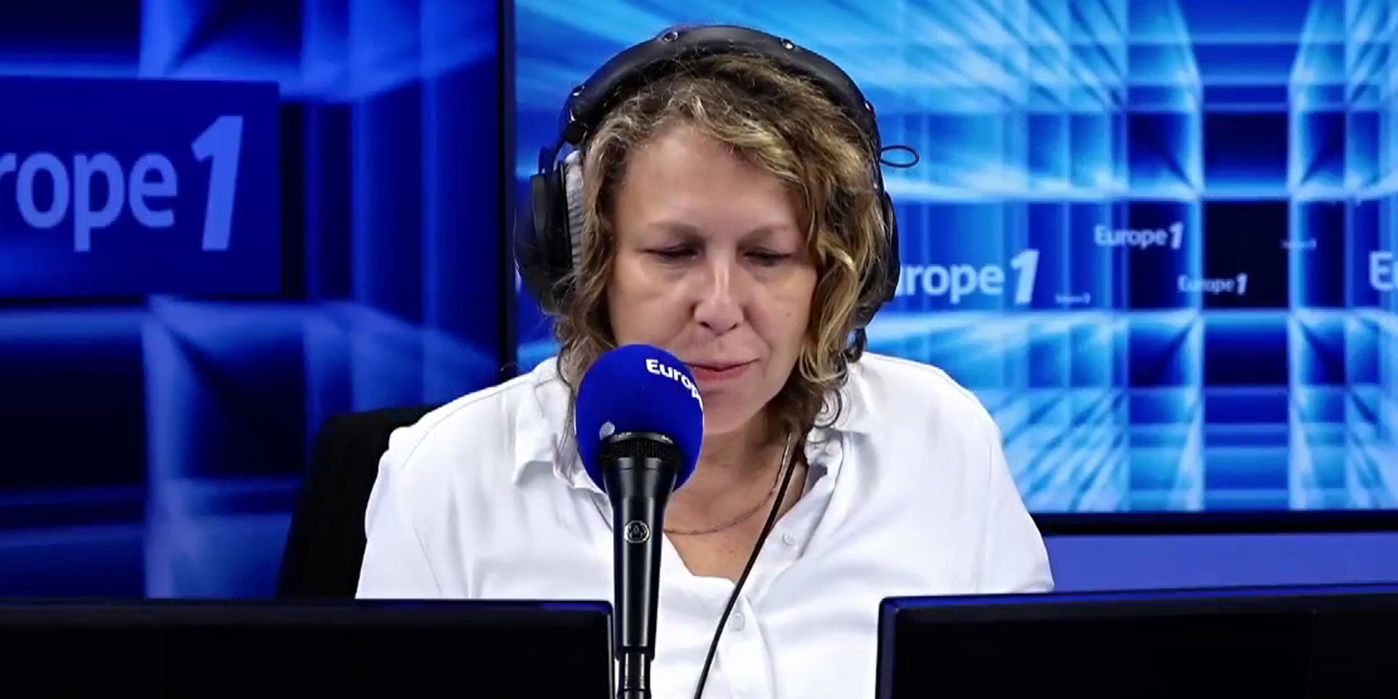 Pascale Clark reçoit Dominique Besnehard