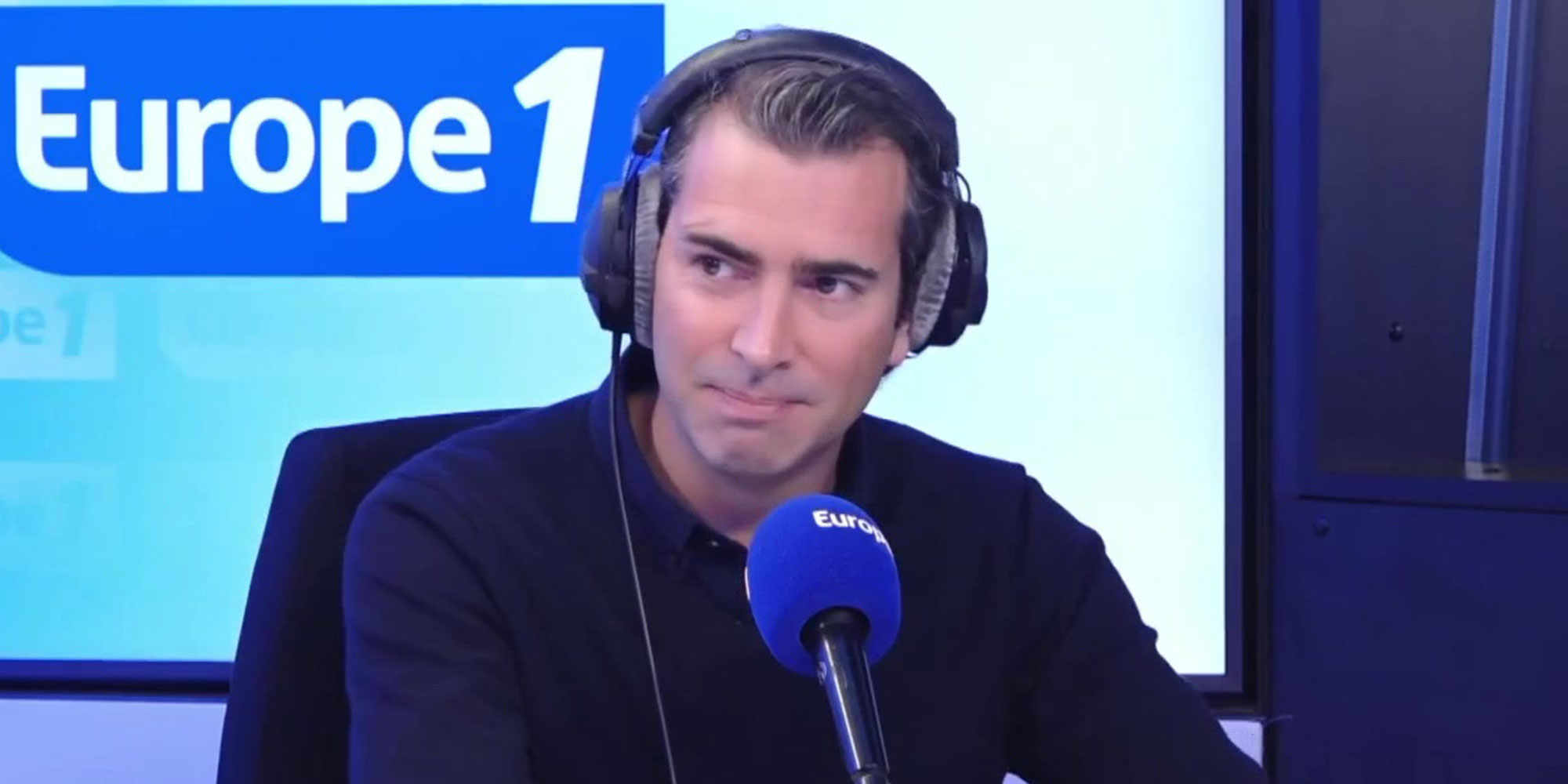 «Que reviennent ceux qui sont loin» de Pierre Adrian et la série «Les paillons noirs»