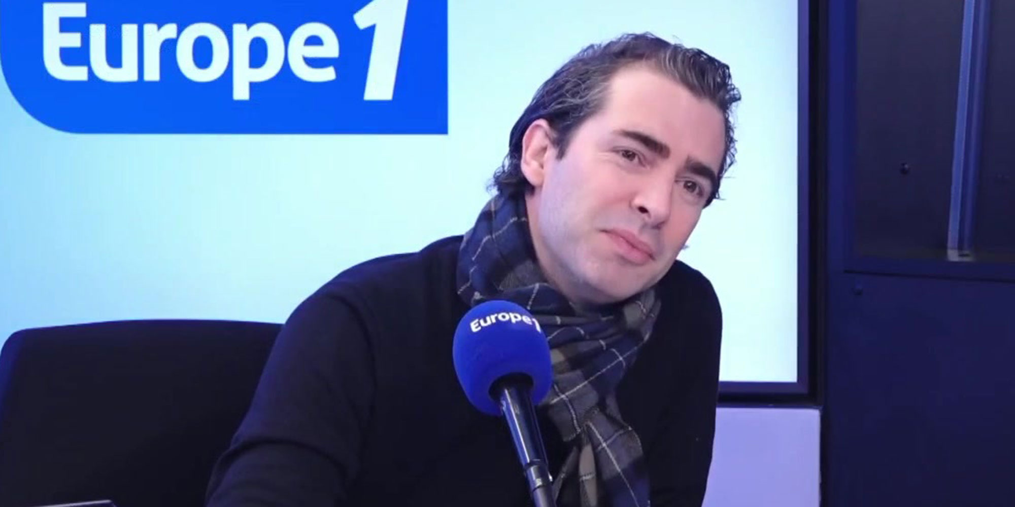 «Sugar Street» de Jonathan Dee et la série «Profession : reporter»