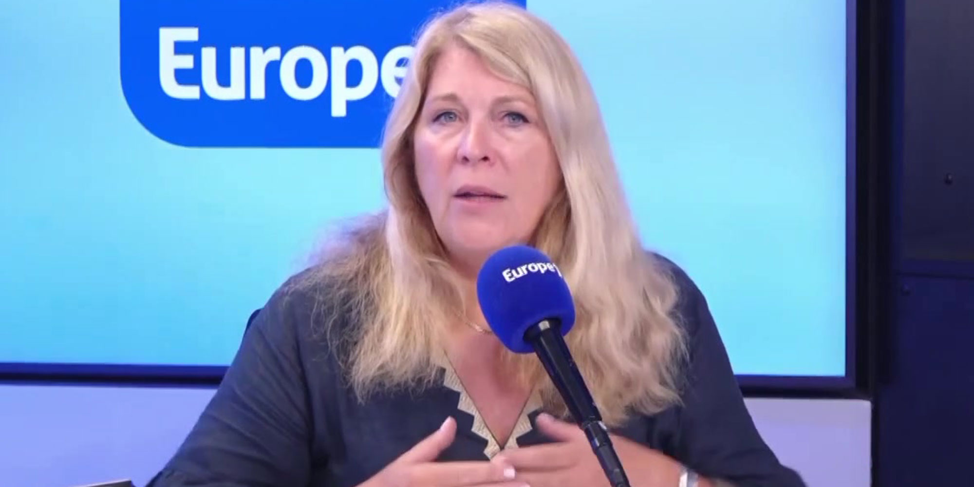 Intelligence artficielle, une révolution technologique : Laurence ...