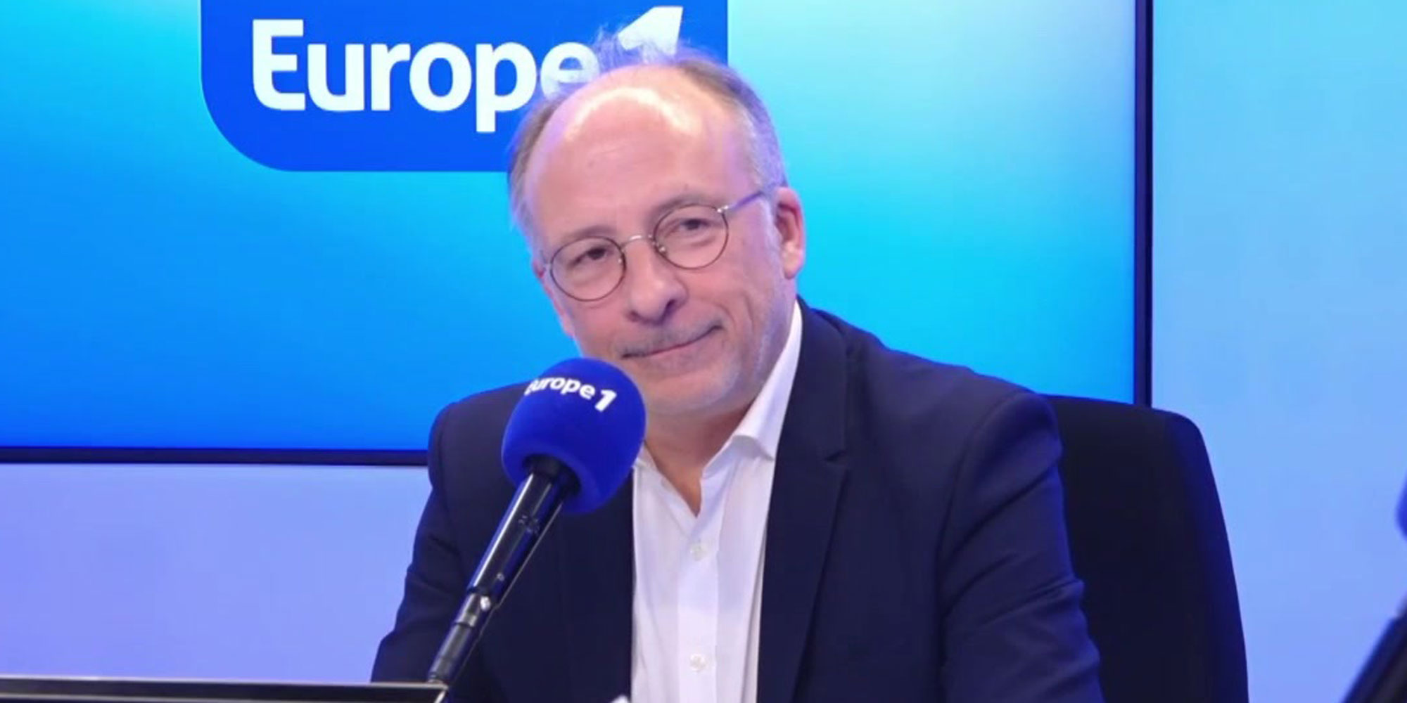 Réintégration d'Adrien Quatennens : le débat de Jérôme Béglé et Yves ...