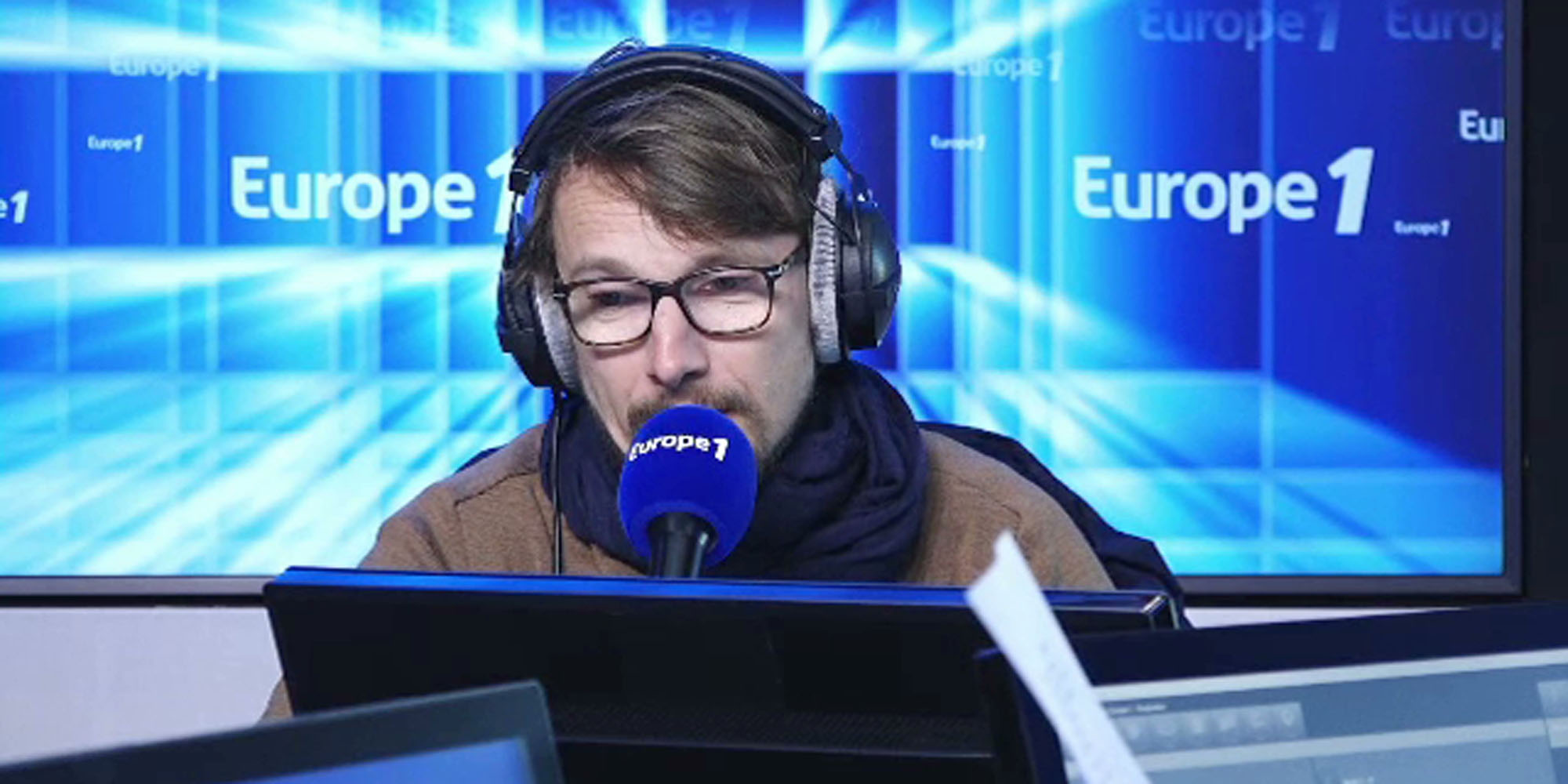 Lorànt Deutsch affronte Eva Roque