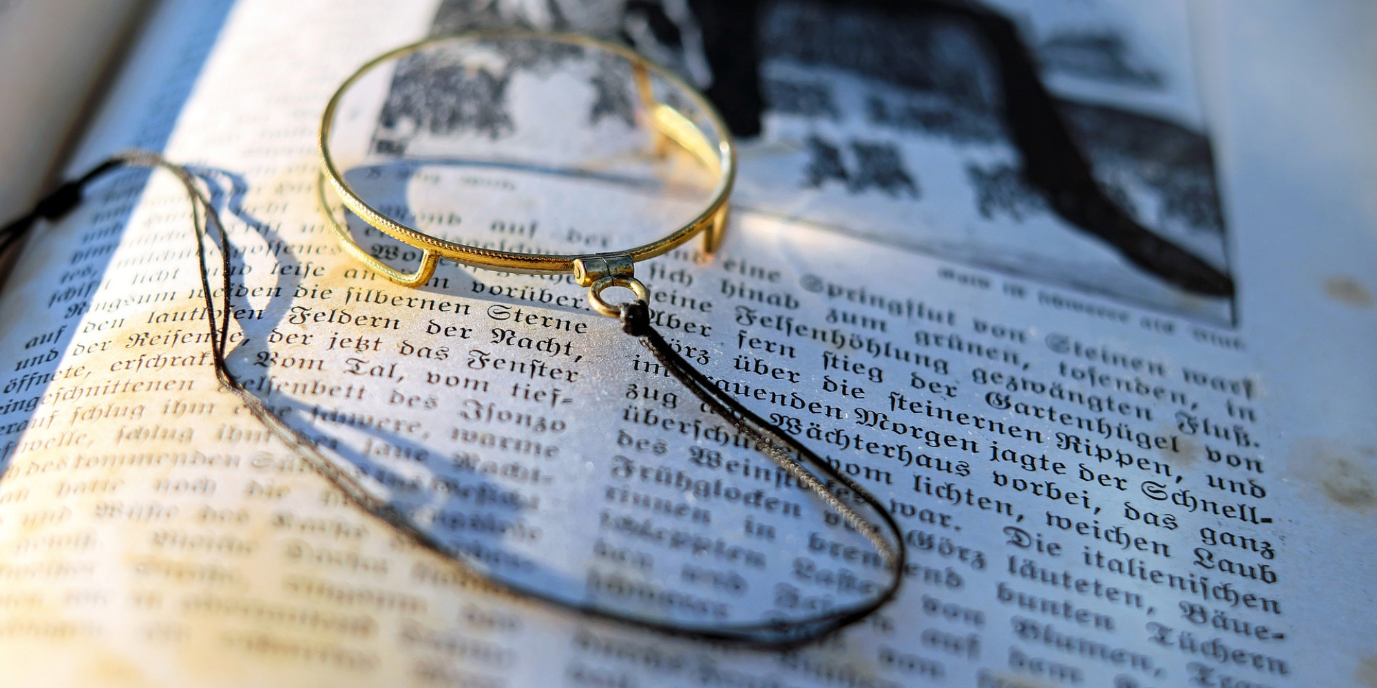 Les origines du monocle