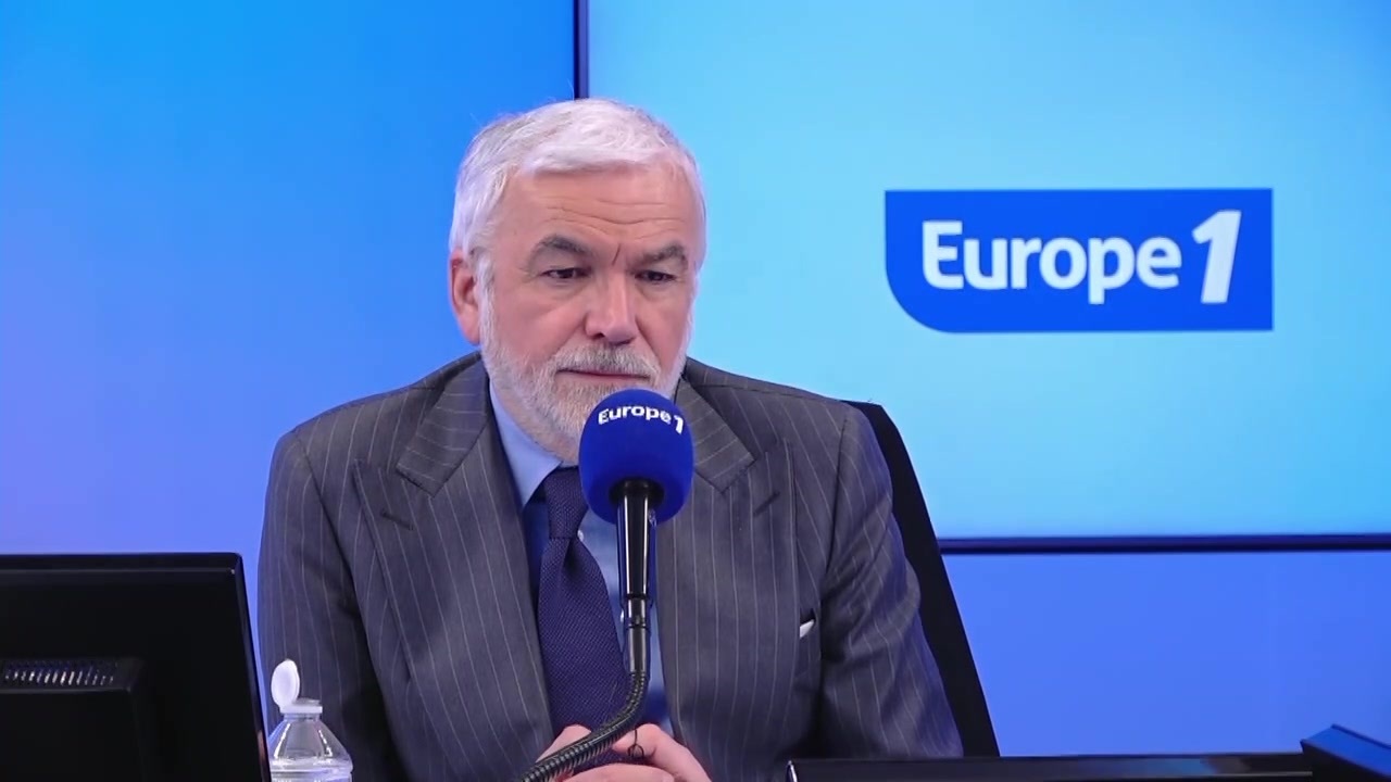 Artus : l'humoriste signe le meilleur démarrage de l'année avec sa ...