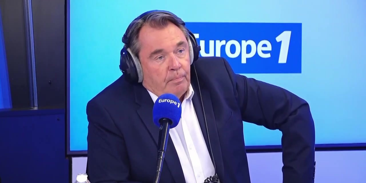 Pascal Praud reçoit Hervé Pouchol, pour le livre «La guerre des Voisins» Pascal Praud reçoit Hervé Pouchol, pour le livre «La guerre des Voisins»