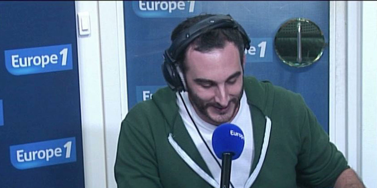 Matthieu Noël cause football avec Pierre Menez