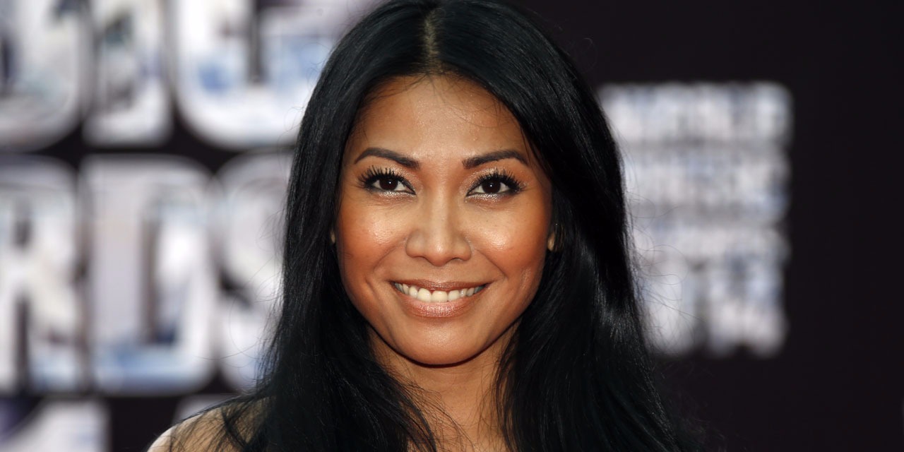 Biographie de la chanteuse anggun - Nikki Marie