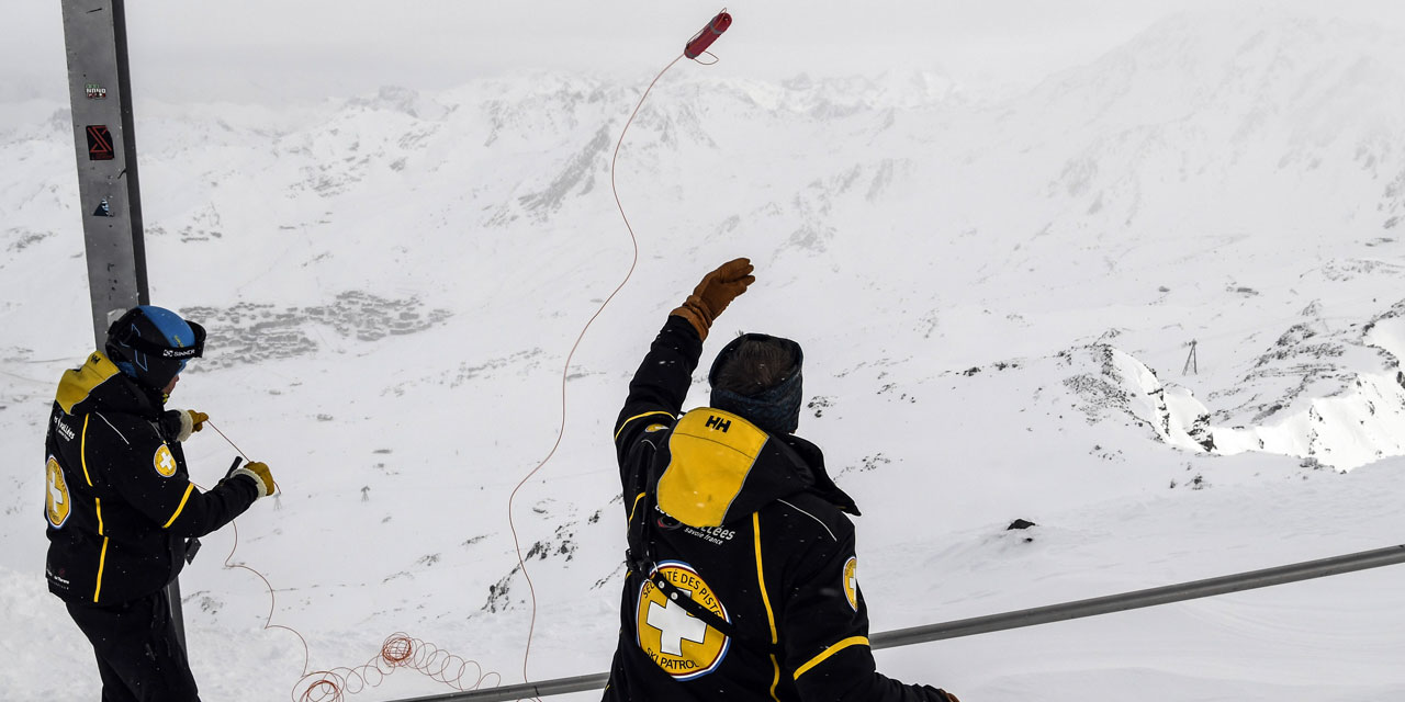 Haute-Savoie : deux pisteurs tués par des explosifs de déclenchement d ...