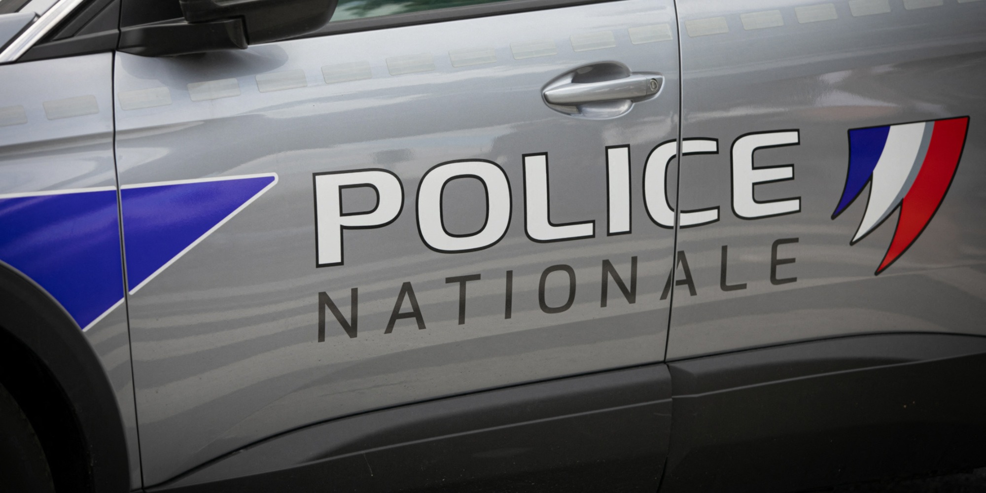 Un Homme Tué à Coups De Couteau Près Dangers Un Suspect Interpellé