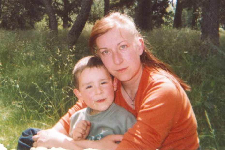 Une Mère Et Son Fils Introuvables 8403