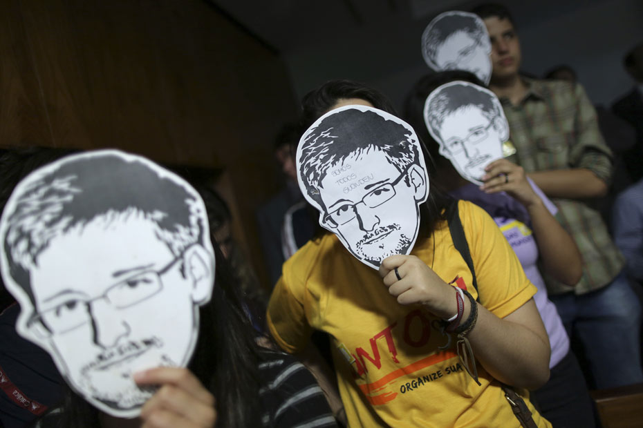 Affaire Snowden : le Guardian et le Washington Post récompensés par le ...