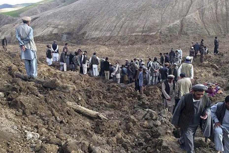 Afghanistan : un village dévasté par des glissements de terrain Afghanistan : un village dévasté par des glissements de terrain