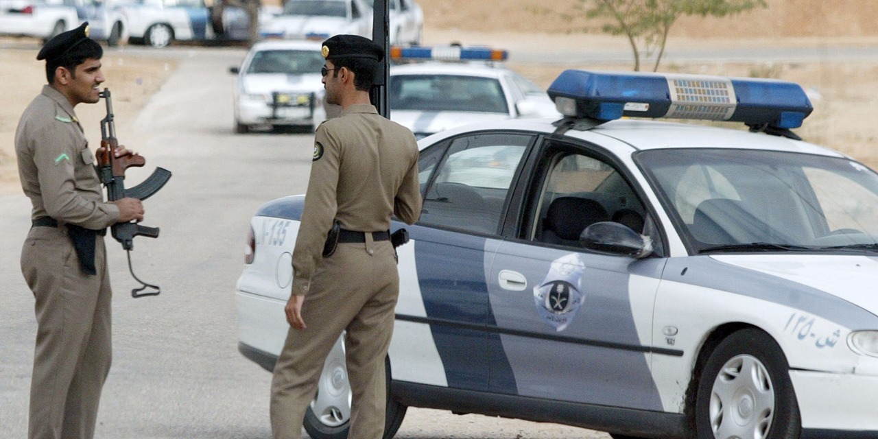 Arabie Saoudite 2 Morts Dans Une Attaque Suicide Contre Une Mosquée