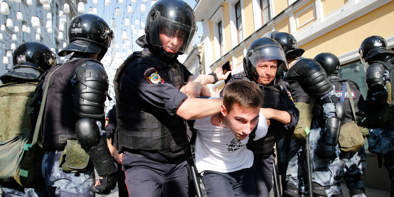 Arrestations massives à Moscou : "le pouvoir russe considère qu'une ...