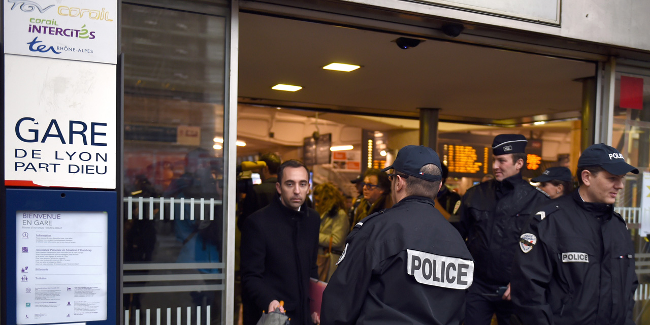 Attentat de Berlin : Anis A. est passé en France et a pris un train à Lyon Attentat de Berlin : Anis A. est passé en France et a pris un train à Lyon
