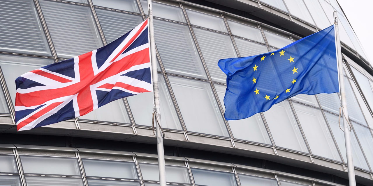 Brexit : Londres compte activer l'article 50 début 2017