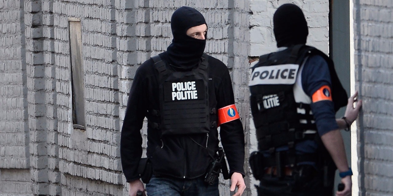 Bruxelles : deux personnes en fuite toujours recherchées