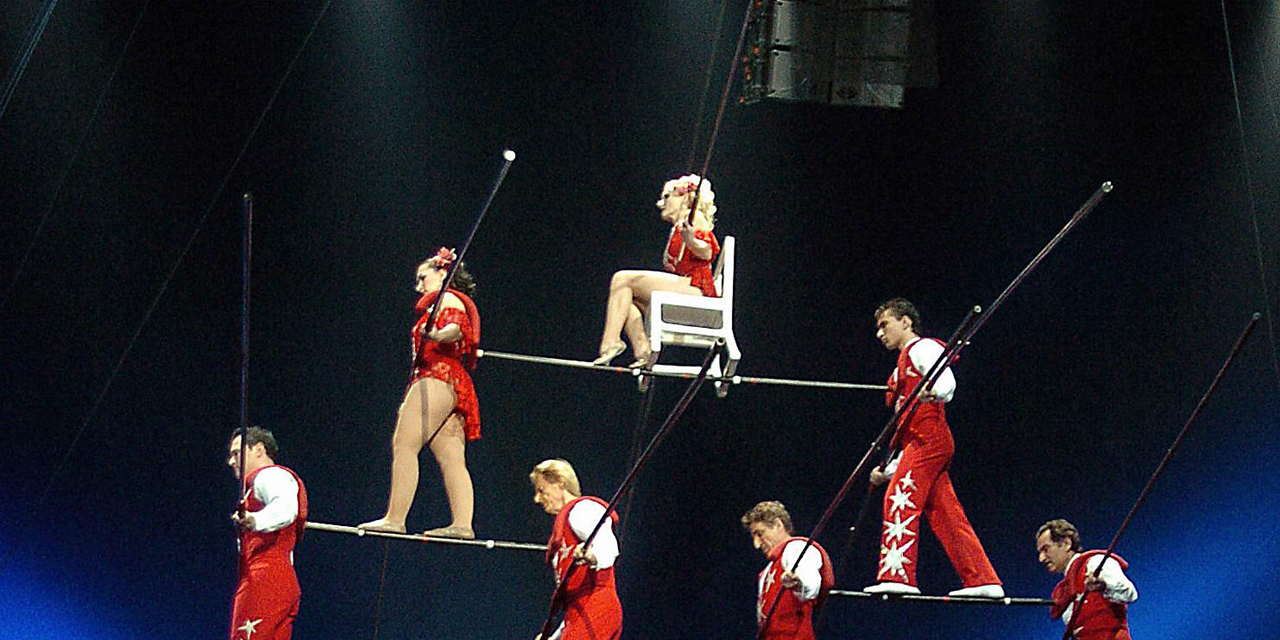 États-Unis : cinq funambules blessés après une chute lors d'un numéro