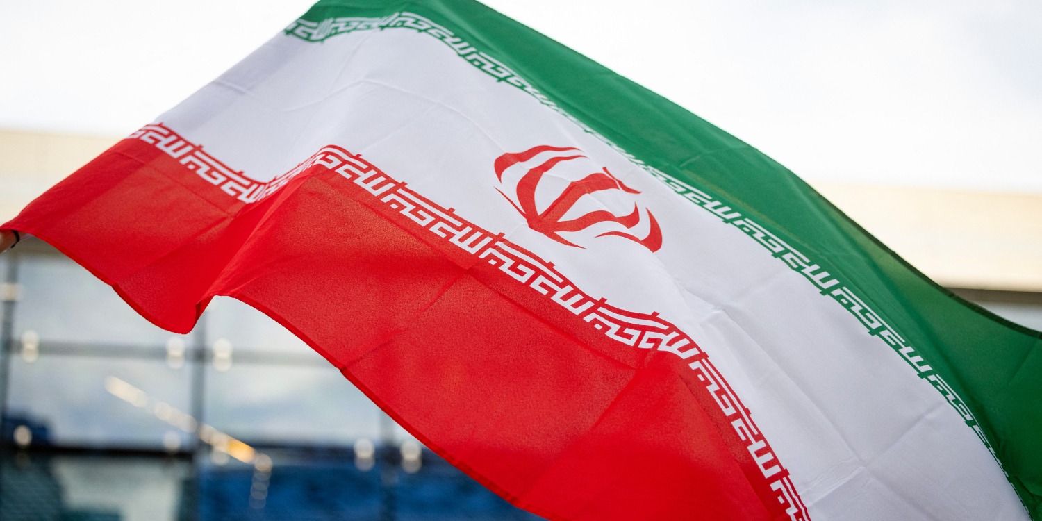 Iran : une jeune femme proteste en sous-vêtements, Amnesty demande sa ...