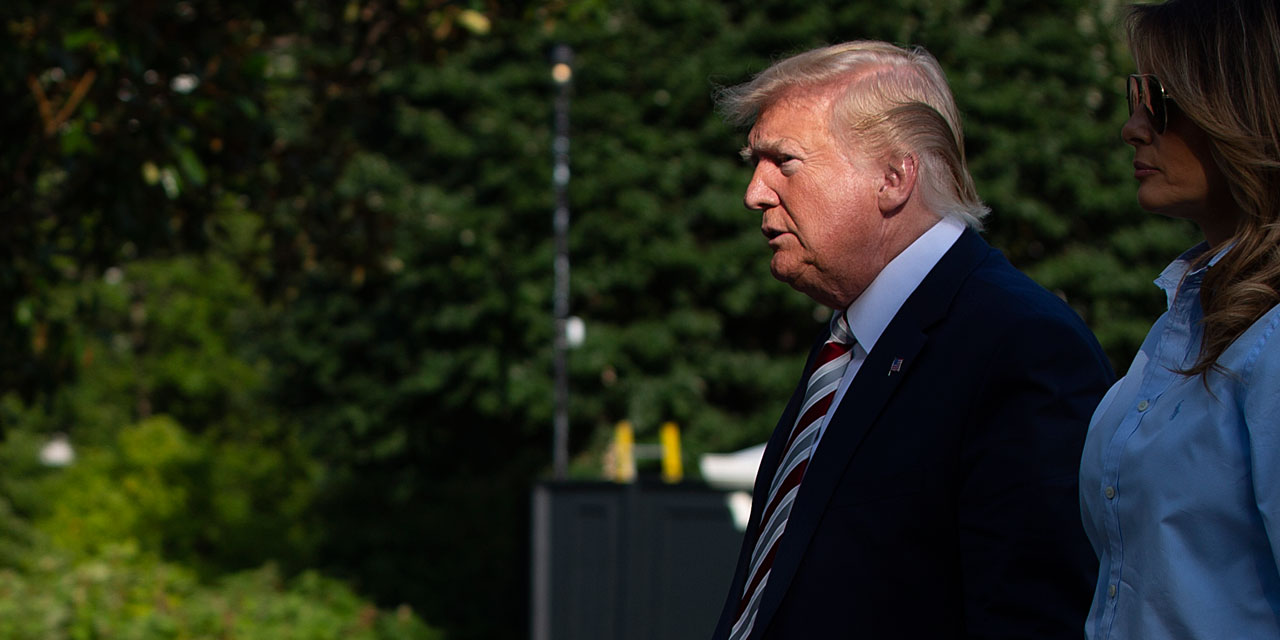 Après Deux Fusillades Trump Jure Que La Haine Na Pas Sa Place Aux