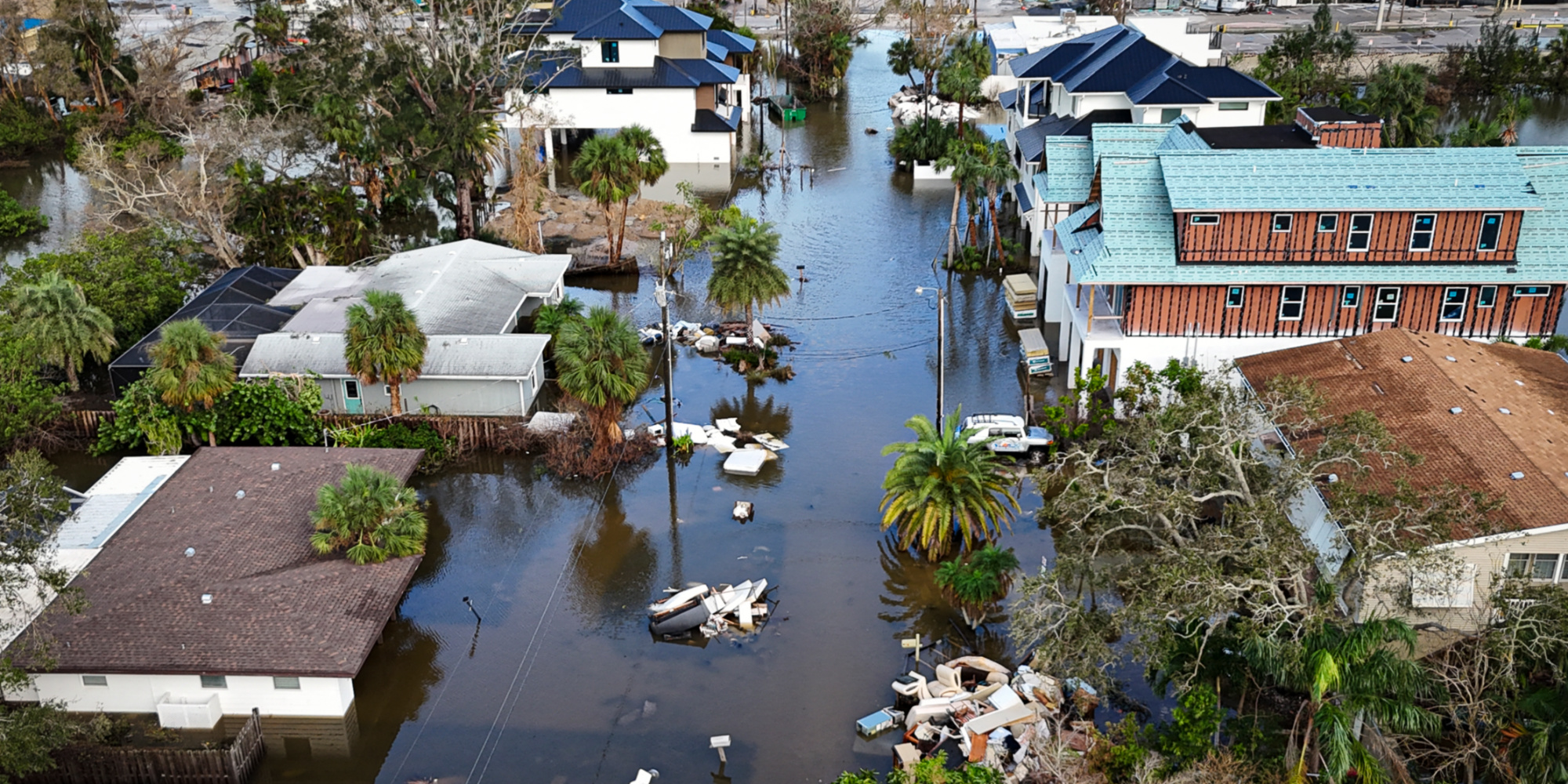 Le puissant ouragan Milton s'abat sur la Floride