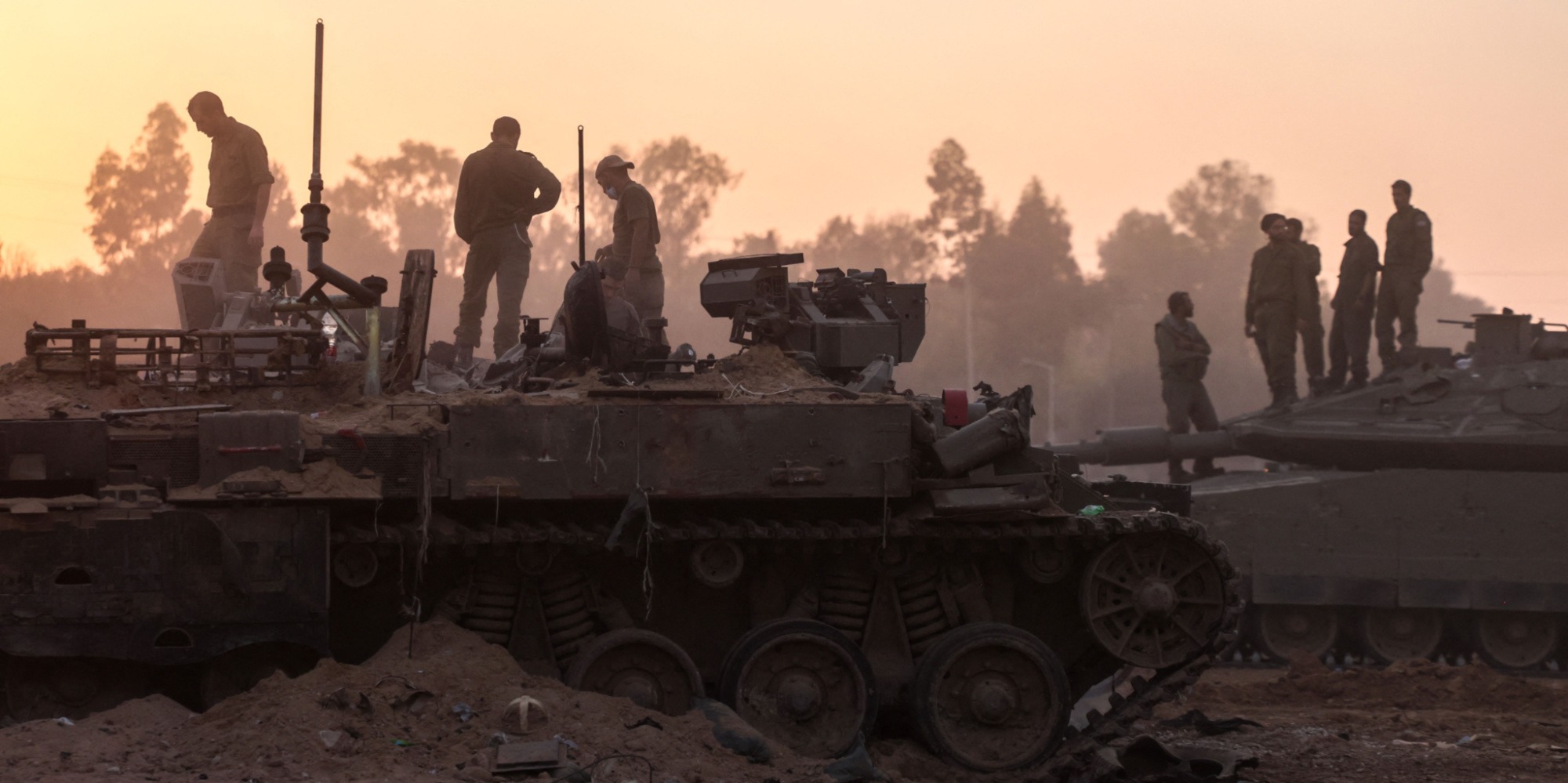 Les États-Unis envoient des troupes au Moyen-Orient, craintes d'un ...