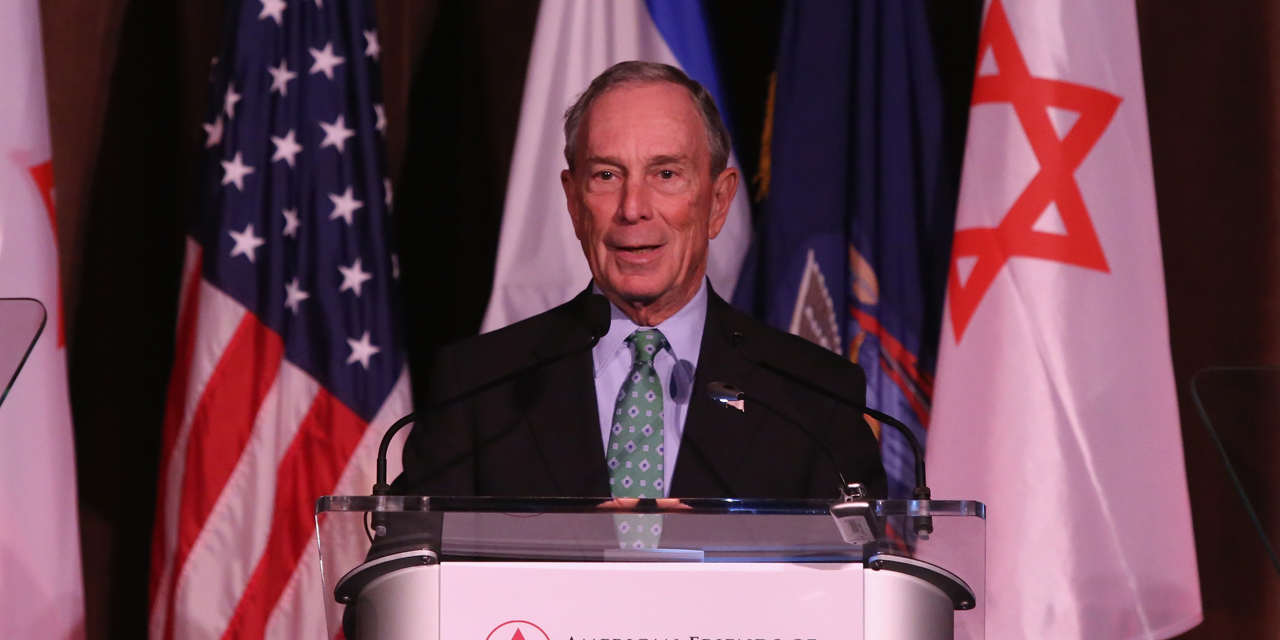 Michael Bloomberg, nouveau concurrent d'Hillary Clinton