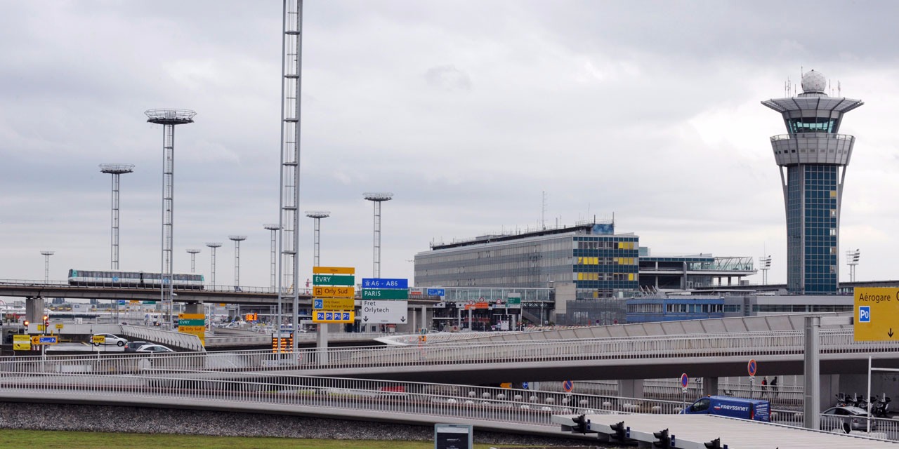 Ministre algérien fouillé à Orly : un "incident regrettable" (Quai d'Orsay)