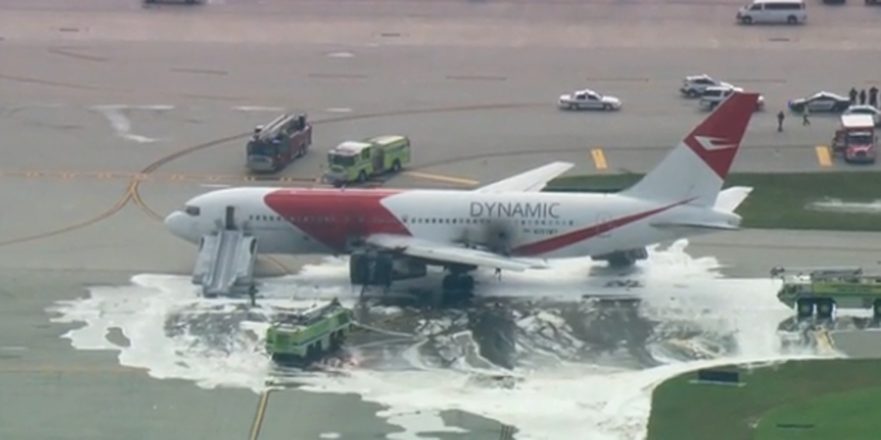 Plusieurs blessés dans l'incendie d'un avion dans un aéroport de Floride
