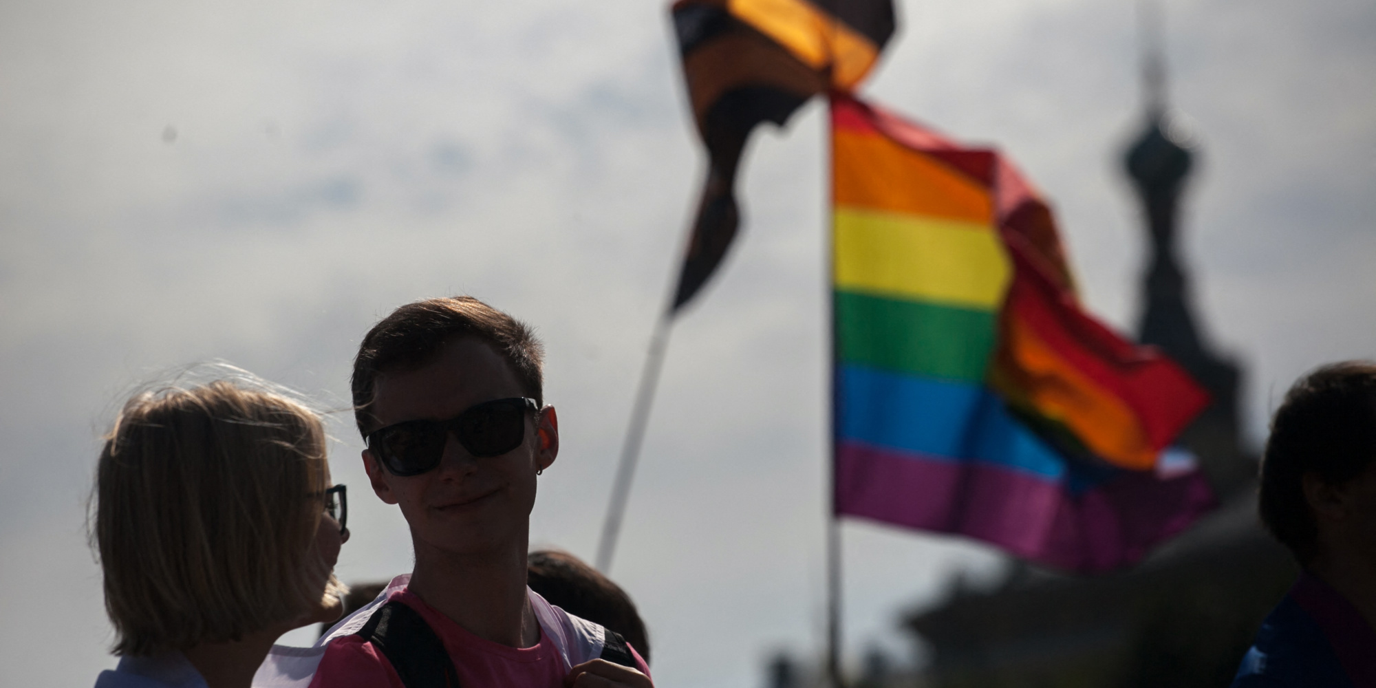 Russie : les députés approuvent une loi bannissant la «propagande» LGBT+