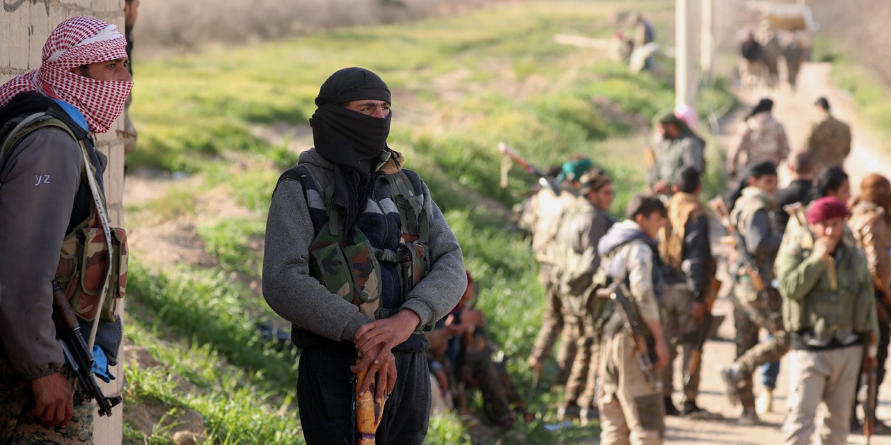 Syrie : les Kurdes annoncent la reprise des opérations contre l'EI Syrie : les Kurdes annoncent la reprise des opérations contre l'EI