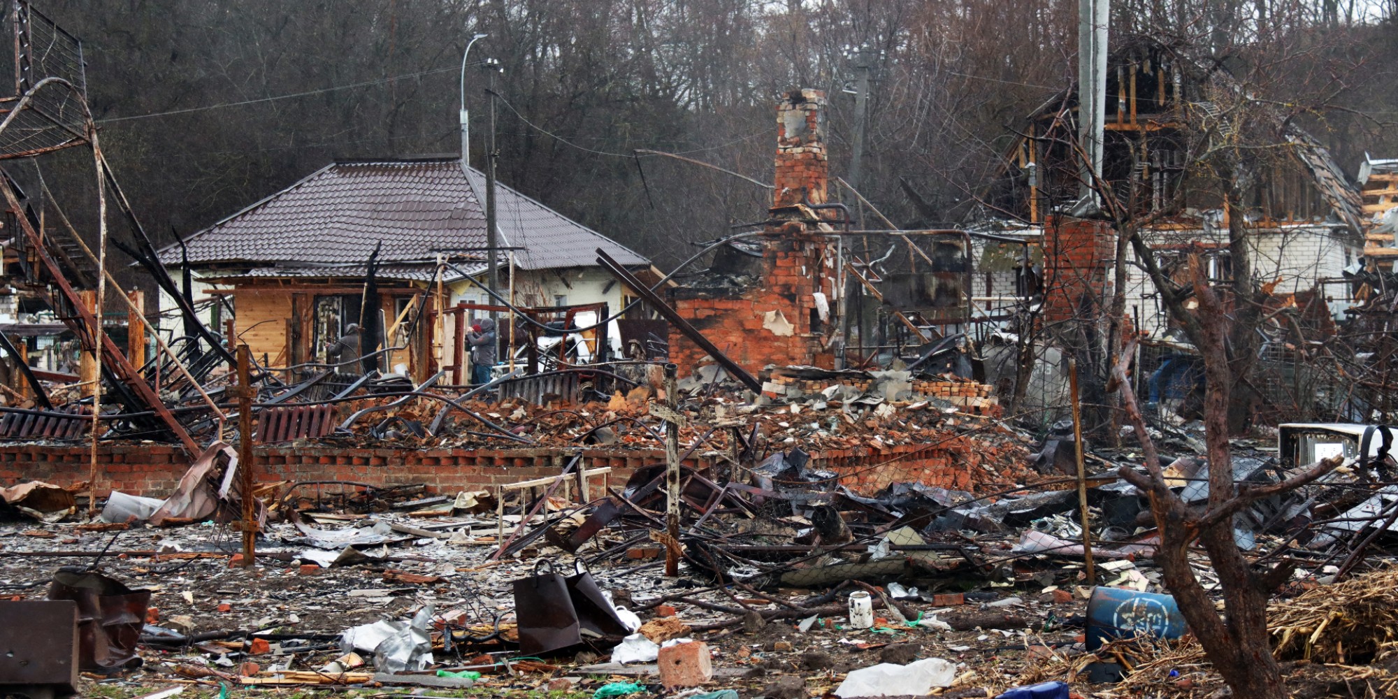 Ukraine : à Boutcha, les survivants sont traumatisés par les Russes